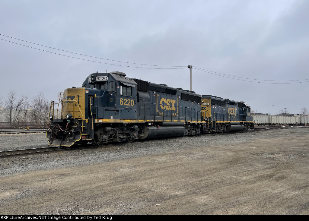 CSX 6220 & 6216